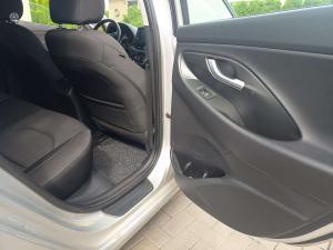 Grey Hyundai i30 2018 in Kaunas, with an engine capacity of 1.58 L and mileage of 174 thousand km for 5950 €, photo 22 on AUTOMOTO.COM.LV