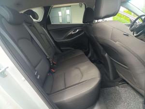 Grey Hyundai i30 2018 in Kaunas, with an engine capacity of 1.58 L and mileage of 174 thousand km for 5950 €, photo 23 on AUTOMOTO.COM.LV