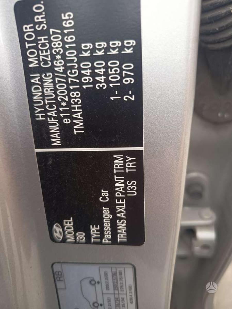 Grey Hyundai i30 2018 in Kaunas, with an engine capacity of 1.58 L and mileage of 174 thousand km for 5950 €, photo 31 on AUTOMOTO.COM.LV