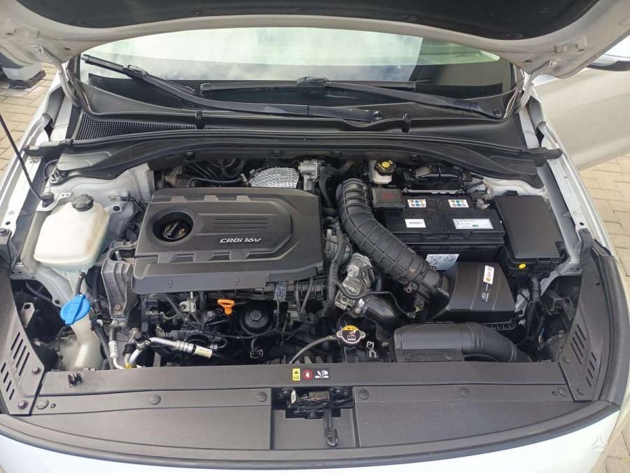 Grey Hyundai i30 2018 in Kaunas, with an engine capacity of 1.58 L and mileage of 174 thousand km for 5950 €, photo 32 on AUTOMOTO.COM.LV