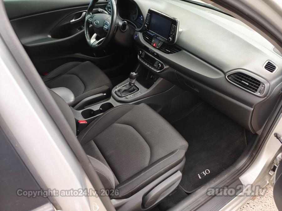 Серый Хендай i30 2018 в Таллин, объемом двигателя 1.60 л и пробегом 86 тыс. км за 10900 €, фото 3 на AUTOMOTO.COM.LV