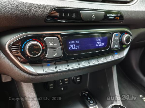Серый Хендай i30 2018 в Таллин, объемом двигателя 1.60 л и пробегом 86 тыс. км за 10900 €, фото 9 на AUTOMOTO.COM.LV