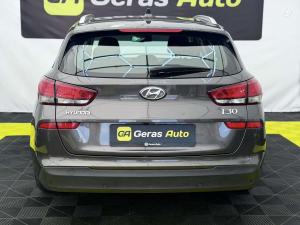 Pelēks Hyundai i30 2019 Viļņa, ar dzinēja tilpumu 1.60 L un nobraukumu 144 tūkst. km par 7800 €, foto 7 vietnē AUTOMOTO.COM.LV