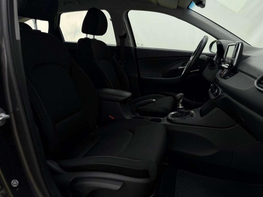Pelēks Hyundai i30 2019 Viļņa, ar dzinēja tilpumu 1.60 L un nobraukumu 144 tūkst. km par 7800 €, foto 15 vietnē AUTOMOTO.COM.LV