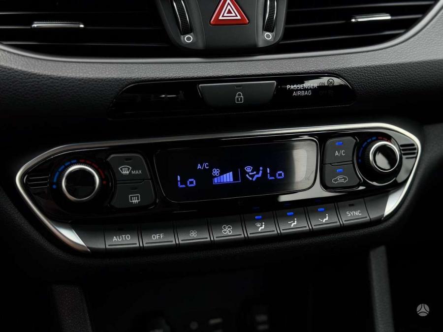 Pelēks Hyundai i30 2019 Viļņa, ar dzinēja tilpumu 1.60 L un nobraukumu 144 tūkst. km par 7800 €, foto 24 vietnē AUTOMOTO.COM.LV