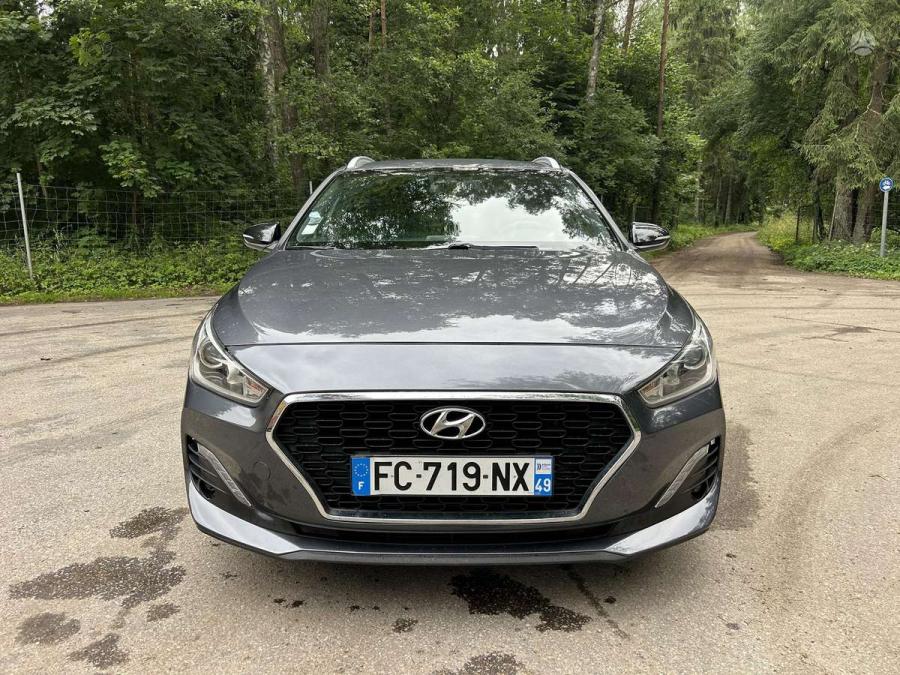 Pelēks Hyundai i30 2019 Tauragė, ar dzinēja tilpumu 1.60 L un nobraukumu 230 tūkst. km par 6450 €, foto 3 vietnē AUTOMOTO.COM.LV