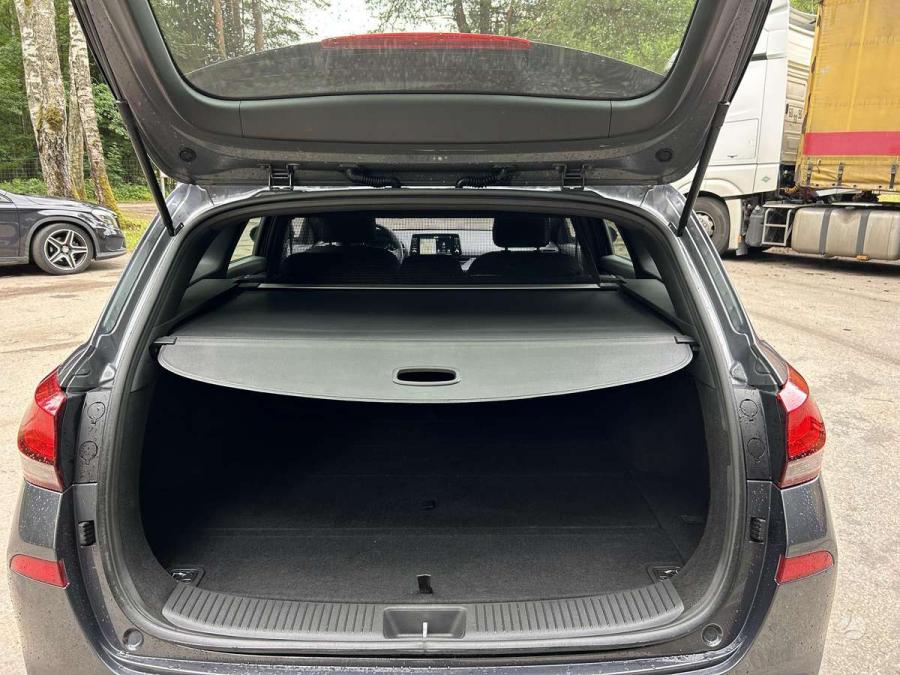 Pelēks Hyundai i30 2019 Tauragė, ar dzinēja tilpumu 1.60 L un nobraukumu 230 tūkst. km par 6450 €, foto 15 vietnē AUTOMOTO.COM.LV
