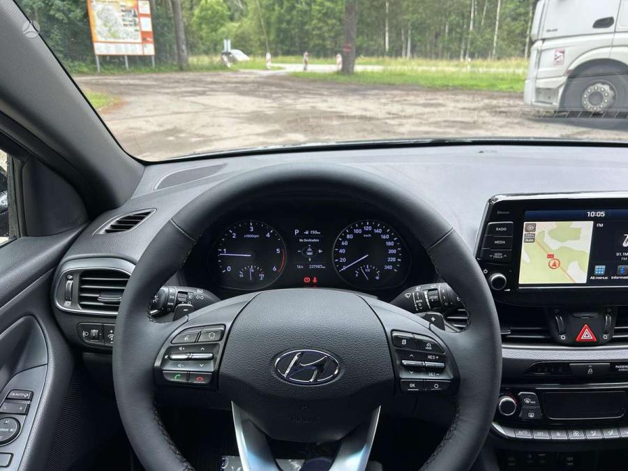 Pelēks Hyundai i30 2019 Tauragė, ar dzinēja tilpumu 1.60 L un nobraukumu 230 tūkst. km par 6450 €, foto 21 vietnē AUTOMOTO.COM.LV