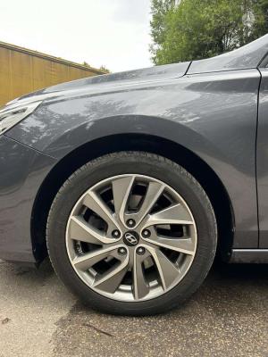 Pelēks Hyundai i30 2019 Tauragė, ar dzinēja tilpumu 1.60 L un nobraukumu 230 tūkst. km par 6450 €, foto 27 vietnē AUTOMOTO.COM.LV
