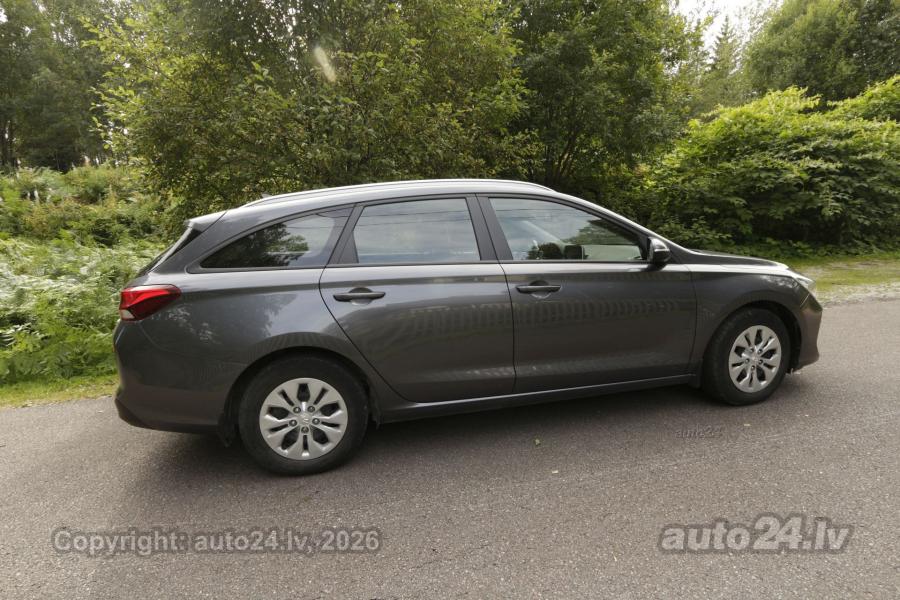 Grey Hyundai i30 2019 in Tallinn, with an engine capacity of 1.40 L and mileage of 83 thousand km for 10000 €, photo 7 on AUTOMOTO.COM.LV