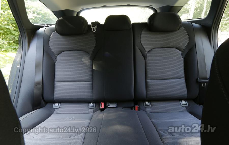 Grey Hyundai i30 2019 in Tallinn, with an engine capacity of 1.40 L and mileage of 83 thousand km for 10000 €, photo 10 on AUTOMOTO.COM.LV