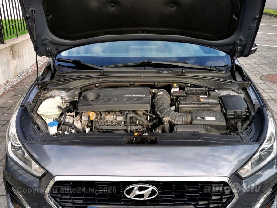 Pelēks Hyundai i30 2019 Tallina, ar dzinēja tilpumu 1.40 L un nobraukumu 84 tūkst. km par 11390 €, foto 10 vietnē AUTOMOTO.COM.LV