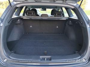 Pelēks Hyundai i30 2019 Tallina, ar dzinēja tilpumu 1.40 L un nobraukumu 84 tūkst. km par 11390 €, foto 13 vietnē AUTOMOTO.COM.LV
