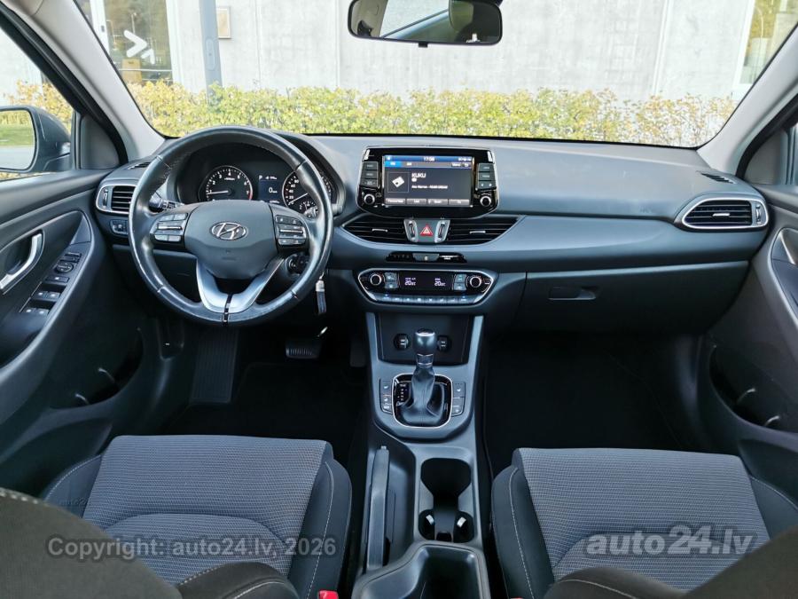 Pelēks Hyundai i30 2019 Tallina, ar dzinēja tilpumu 1.40 L un nobraukumu 84 tūkst. km par 11390 €, foto 17 vietnē AUTOMOTO.COM.LV