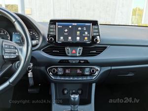 Pelēks Hyundai i30 2019 Tallina, ar dzinēja tilpumu 1.40 L un nobraukumu 84 tūkst. km par 11390 €, foto 22 vietnē AUTOMOTO.COM.LV