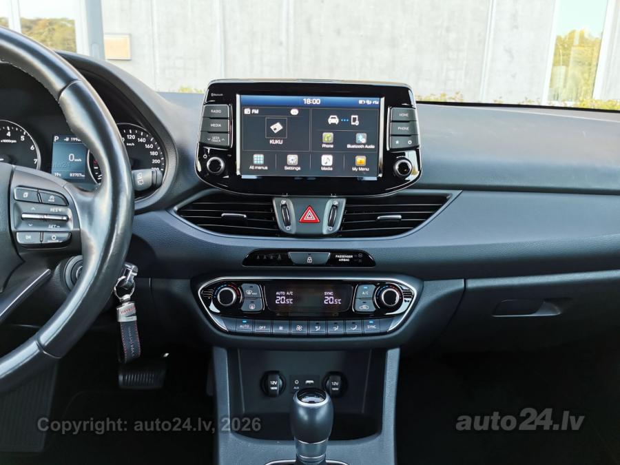 Pelēks Hyundai i30 2019 Tallina, ar dzinēja tilpumu 1.40 L un nobraukumu 84 tūkst. km par 11390 €, foto 22 vietnē AUTOMOTO.COM.LV