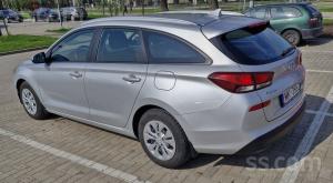Grey Hyundai i30 2020 in Riga, with an engine capacity of 1.60 L and mileage of 211 thousand km for 7800 €, photo 4 on AUTOMOTO.COM.LV