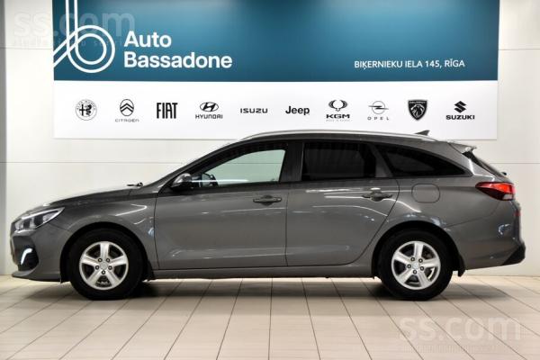 Pelēks Hyundai i30 2020 Rīga, ar dzinēja tilpumu 1.40 L un nobraukumu 137 tūkst. km par 8990 €, foto 4 vietnē AUTOMOTO.COM.LV