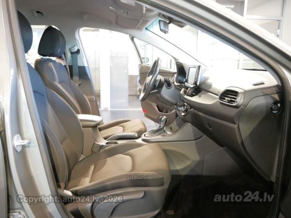 Серый Хендай i30 2020 в Таллин, объемом двигателя 1.40 л и пробегом 159 тыс. км за 10990 €, фото 9 на AUTOMOTO.COM.LV