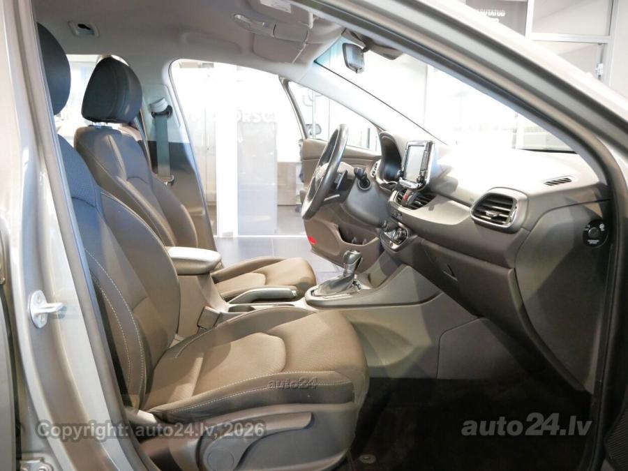 Серый Хендай i30 2020 в Таллин, объемом двигателя 1.40 л и пробегом 159 тыс. км за 10990 €, фото 10 на AUTOMOTO.COM.LV