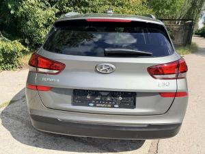 Grey Hyundai i30 2020 in Siauliai, with an engine capacity of 1.00 L and mileage of 199 thousand km for 7100 €, photo 7 on AUTOMOTO.COM.LV