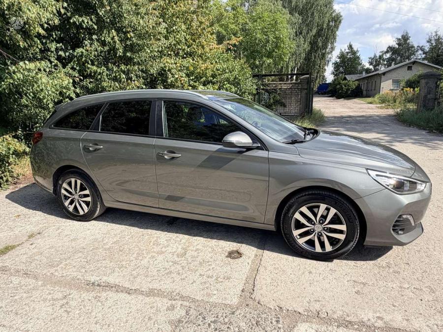 Grey Hyundai i30 2020 in Siauliai, with an engine capacity of 1.00 L and mileage of 199 thousand km for 7100 €, photo 18 on AUTOMOTO.COM.LV