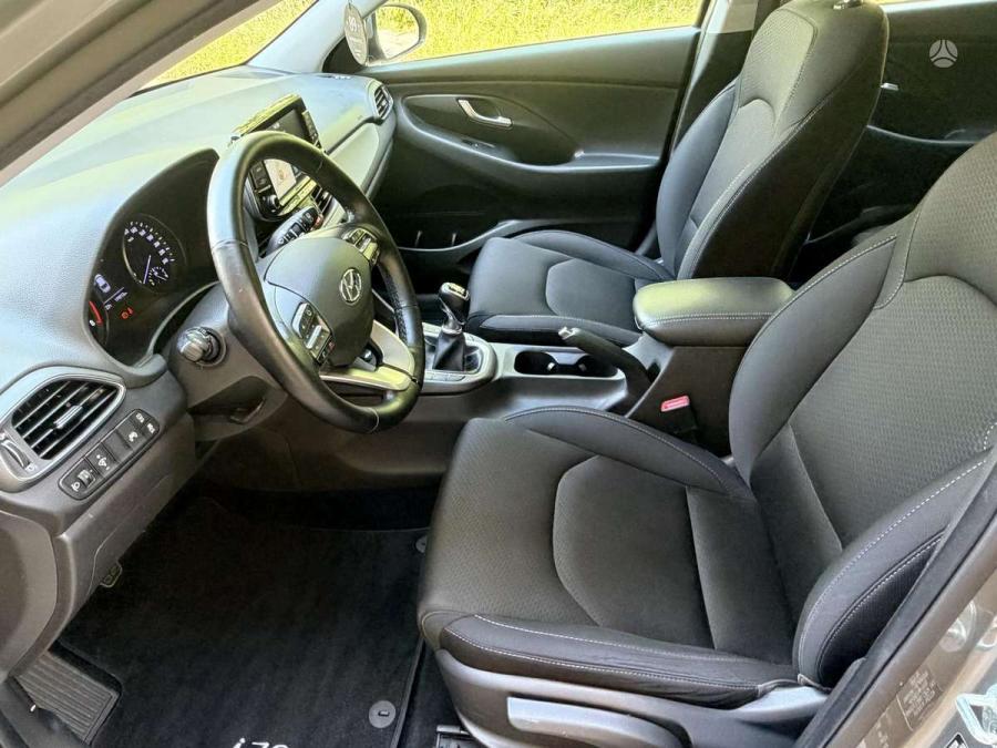 Grey Hyundai i30 2020 in Siauliai, with an engine capacity of 1.00 L and mileage of 199 thousand km for 7100 €, photo 19 on AUTOMOTO.COM.LV