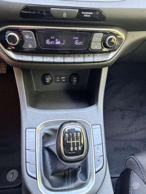 Grey Hyundai i30 2020 in Siauliai, with an engine capacity of 1.00 L and mileage of 199 thousand km for 7100 €, photo 22 on AUTOMOTO.COM.LV