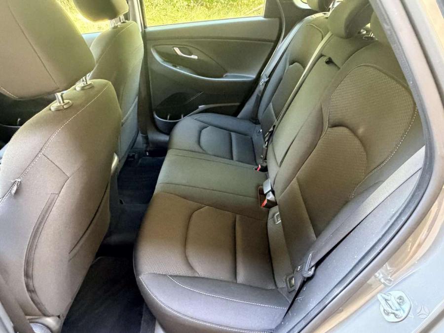 Grey Hyundai i30 2020 in Siauliai, with an engine capacity of 1.00 L and mileage of 199 thousand km for 7100 €, photo 23 on AUTOMOTO.COM.LV