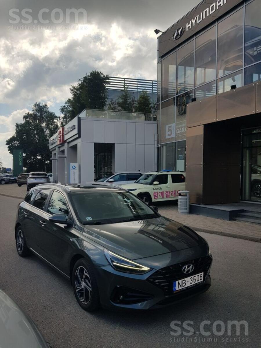 Grey Hyundai i30 2022 in Riga, with an engine capacity of 1.50 L and mileage of 210 thousand km for 12400 €, photo 1 on AUTOMOTO.COM.LV