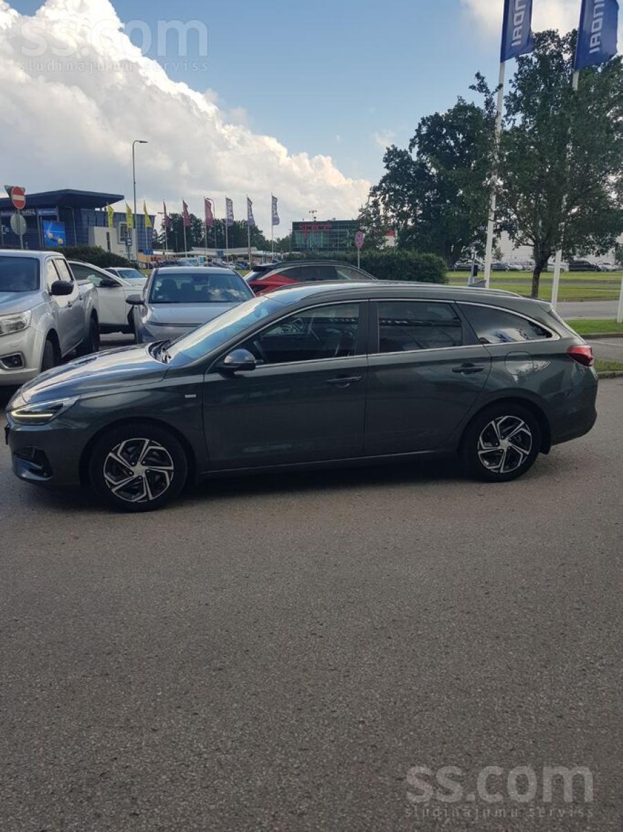 Grey Hyundai i30 2022 in Riga, with an engine capacity of 1.50 L and mileage of 210 thousand km for 12400 €, photo 8 on AUTOMOTO.COM.LV