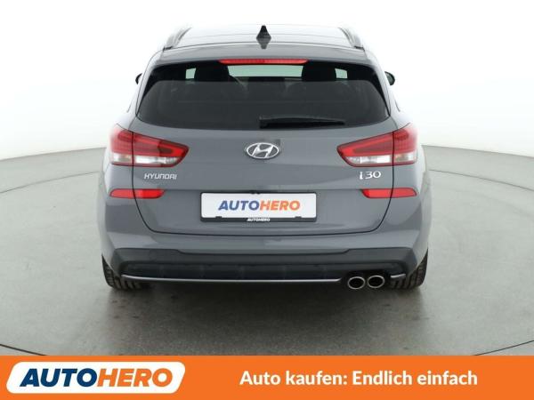 Grey Hyundai i30 2022 in Kaunas, with an engine capacity of 1.50 L and mileage of 24 thousand km for 27540 €, photo 5 on AUTOMOTO.COM.LV