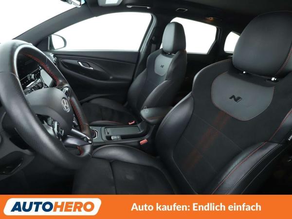 Grey Hyundai i30 2022 in Kaunas, with an engine capacity of 1.50 L and mileage of 24 thousand km for 27540 €, photo 10 on AUTOMOTO.COM.LV