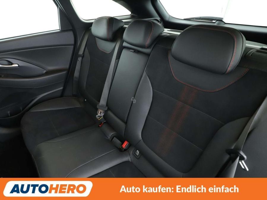 Pelēks Hyundai i30 2022 Kauņa, ar dzinēja tilpumu 1.50 L un nobraukumu 24 tūkst. km par 27540 €, foto 14 vietnē AUTOMOTO.COM.LV