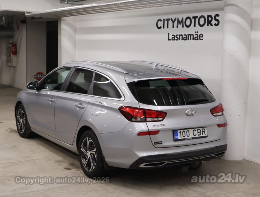 Pelēks Hyundai i30 2022 Tallina, ar dzinēja tilpumu 1.50 L un nobraukumu 96 tūkst. km par 15900 €, foto 3 vietnē AUTOMOTO.COM.LV