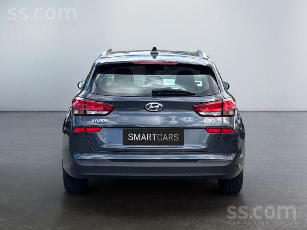 Pelēks Hyundai i30 2022 Rīga, ar dzinēja tilpumu 1.50 L un nobraukumu 84 tūkst. km par 10750 €, foto 4 vietnē AUTOMOTO.COM.LV
