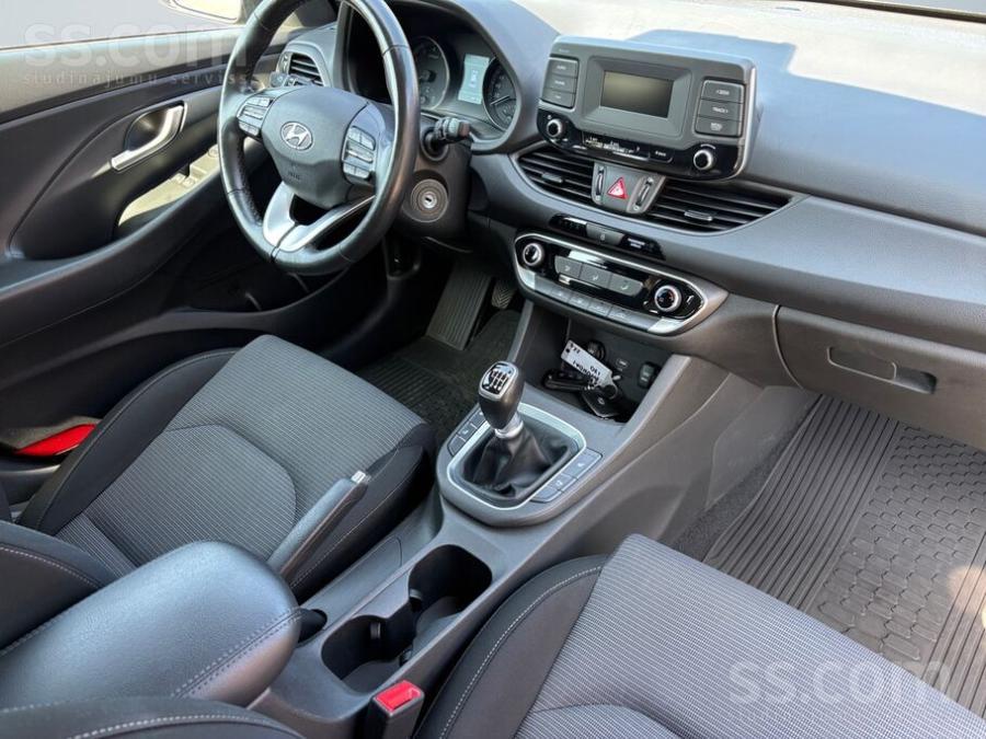 Pelēks Hyundai i30 2022 Rīga, ar dzinēja tilpumu 1.50 L un nobraukumu 84 tūkst. km par 10750 €, foto 11 vietnē AUTOMOTO.COM.LV