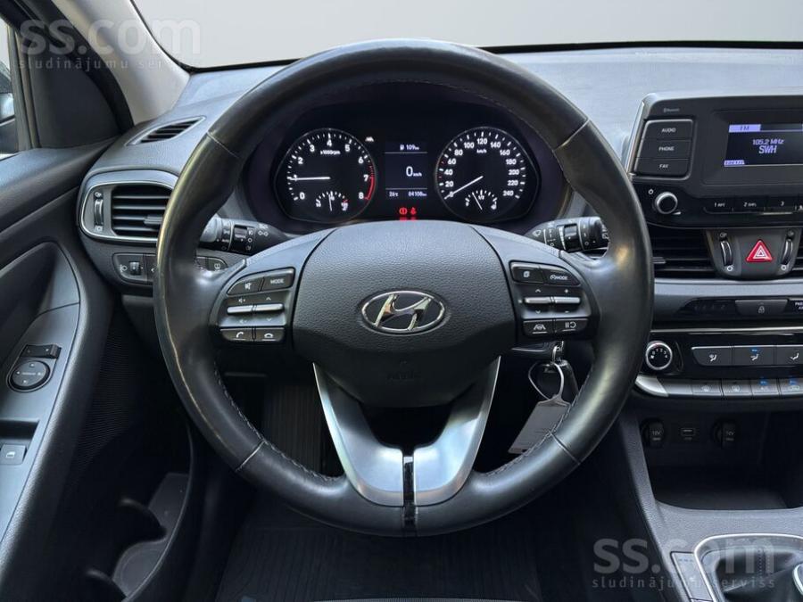 Pelēks Hyundai i30 2022 Rīga, ar dzinēja tilpumu 1.50 L un nobraukumu 84 tūkst. km par 10750 €, foto 13 vietnē AUTOMOTO.COM.LV