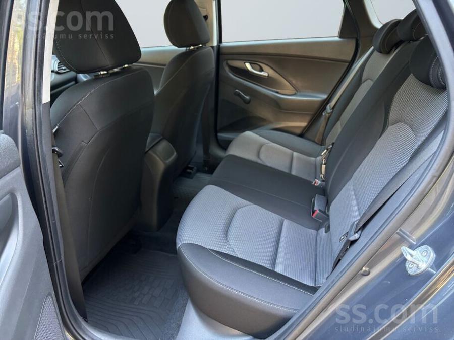 Pelēks Hyundai i30 2022 Rīga, ar dzinēja tilpumu 1.50 L un nobraukumu 84 tūkst. km par 10750 €, foto 14 vietnē AUTOMOTO.COM.LV