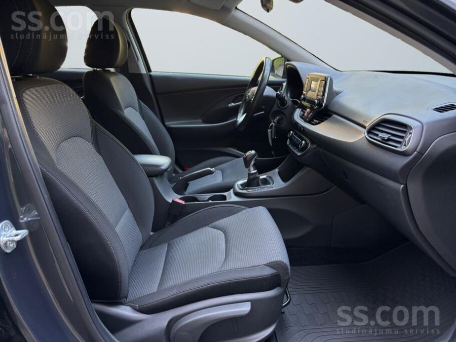 Pelēks Hyundai i30 2022 Rīga, ar dzinēja tilpumu 1.50 L un nobraukumu 84 tūkst. km par 10750 €, foto 15 vietnē AUTOMOTO.COM.LV