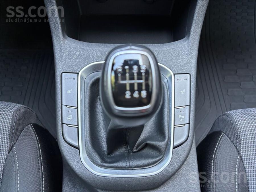 Pelēks Hyundai i30 2022 Rīga, ar dzinēja tilpumu 1.50 L un nobraukumu 84 tūkst. km par 10750 €, foto 18 vietnē AUTOMOTO.COM.LV
