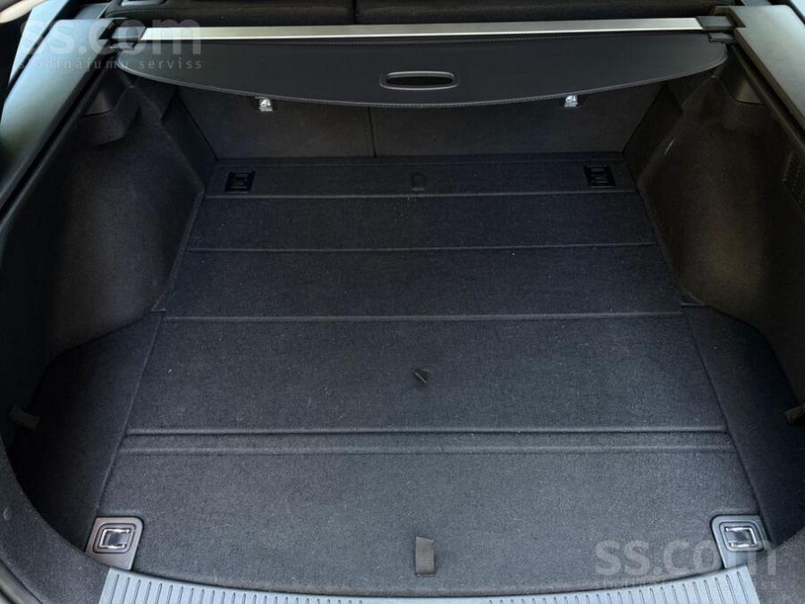 Pelēks Hyundai i30 2022 Rīga, ar dzinēja tilpumu 1.50 L un nobraukumu 84 tūkst. km par 10750 €, foto 22 vietnē AUTOMOTO.COM.LV