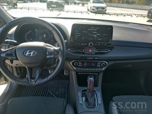 Pelēks Hyundai i30 2022 Rīga, ar dzinēja tilpumu 1.50 L un nobraukumu 40 tūkst. km par 18300 €, foto 11 vietnē AUTOMOTO.COM.LV