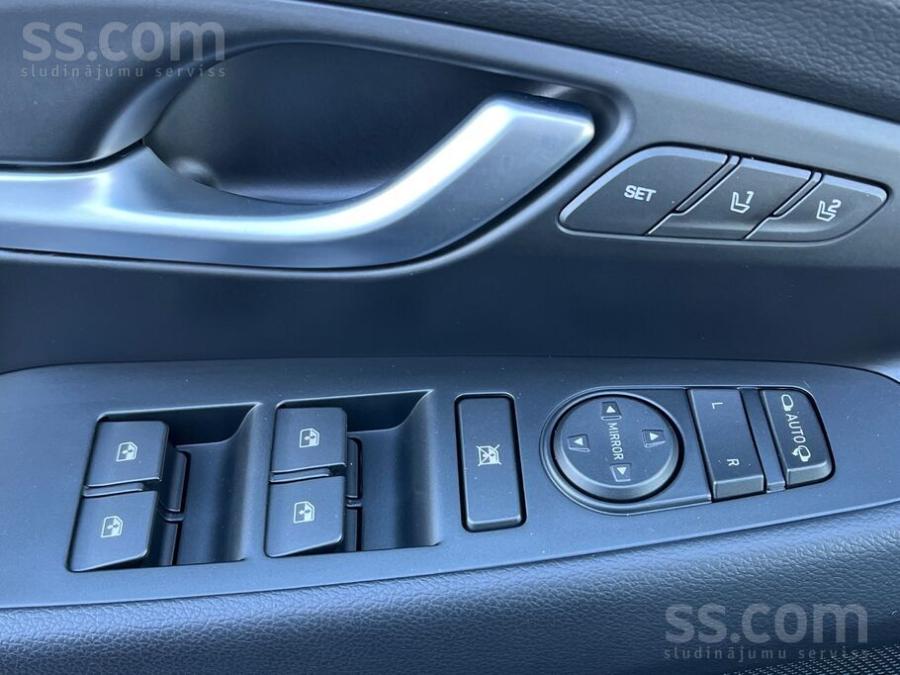 Pelēks Hyundai i30 2023 Rīga, ar dzinēja tilpumu 1.50 L un nobraukumu 46 tūkst. km par 18590 €, foto 18 vietnē AUTOMOTO.COM.LV