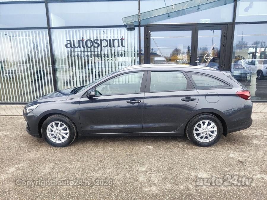 Pelēks Hyundai i30 2024 Tartu, ar dzinēja tilpumu 1.50 L un nobraukumu 31 tūkst. km par 15990 €, foto 2 vietnē AUTOMOTO.COM.LV
