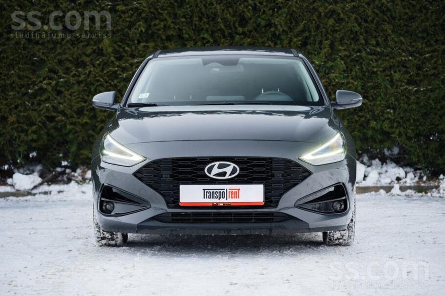 Pelēks Hyundai i30 2024 Rīga, ar dzinēja tilpumu 1.50 L un nobraukumu 22 tūkst. km par 17500 €, foto 3 vietnē AUTOMOTO.COM.LV