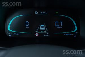 Pelēks Hyundai i30 2024 Rīga, ar dzinēja tilpumu 1.50 L un nobraukumu 22 tūkst. km par 17500 €, foto 26 vietnē AUTOMOTO.COM.LV