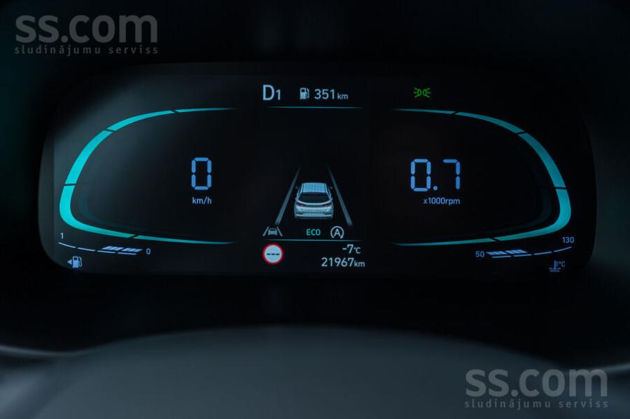 Pelēks Hyundai i30 2024 Rīga, ar dzinēja tilpumu 1.50 L un nobraukumu 22 tūkst. km par 17500 €, foto 26 vietnē AUTOMOTO.COM.LV