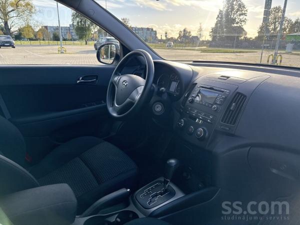 Hyundai i30 2007 Rīga, ar dzinēja tilpumu 1.60 L un nobraukumu 101 tūkst. km par 3990 €, foto 11 vietnē AUTOMOTO.COM.LV