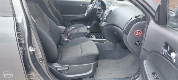 Hyundai i30 2007 in Vilnius, with an engine capacity of 1.60 L and mileage of 210 thousand km for 690 €, photo 10 on AUTOMOTO.COM.LV